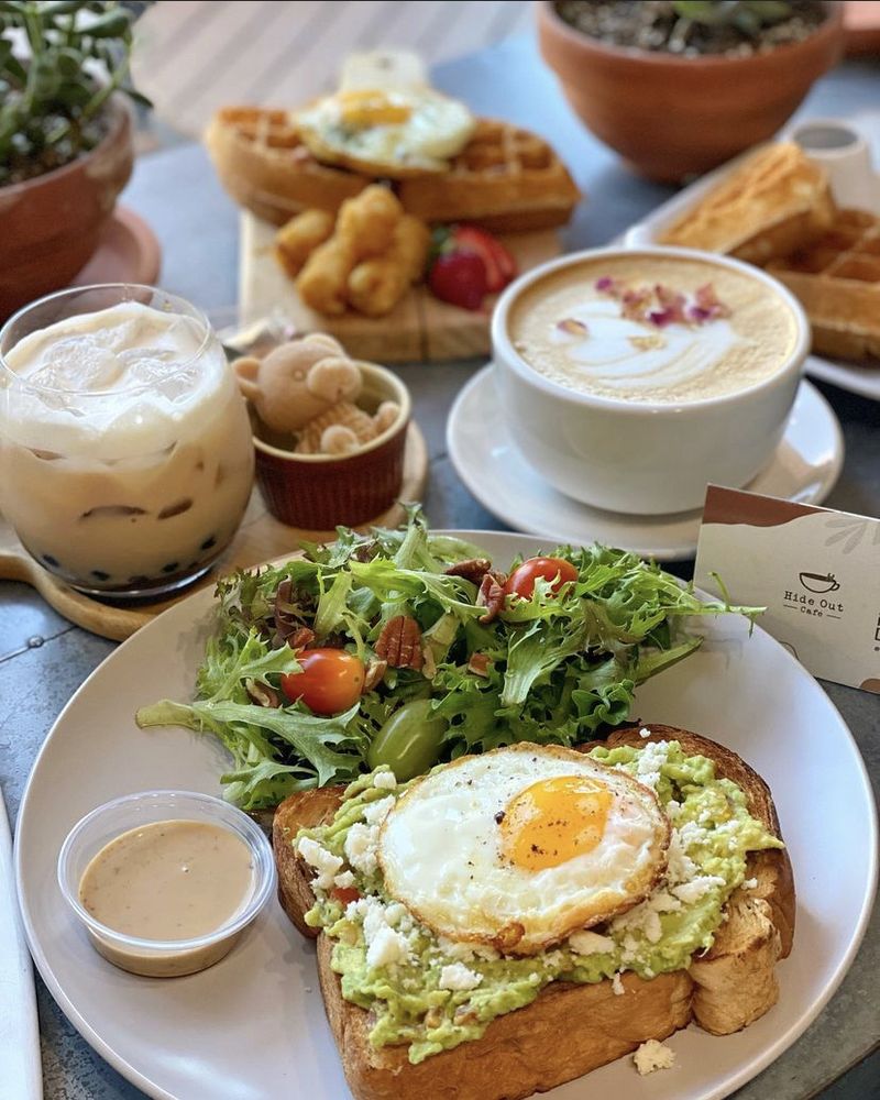 HIDE OUT CAFE - Updated January 2025 - 3217 Photos & 1240 Reviews ...