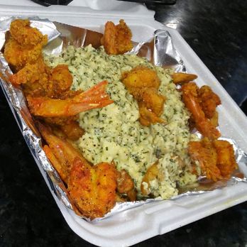 LIGHTHOUSE FISH MARKET & RESTAURANT - Updated July 2024 - 302 Photos ...