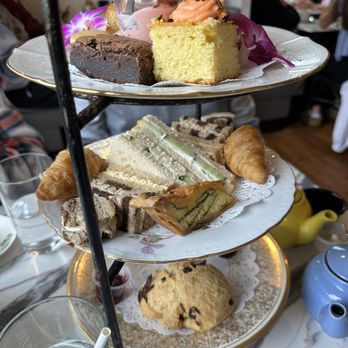 ROBINSON’S TEA ROOM - Updated January 2025 - 366 Photos & Average of 4. ...