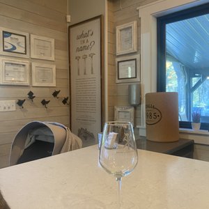 THREE HAMMERS WINERY - 189 Photos & 64 Reviews - 877 Welcome Lake Rd, Hawley, Pennsylvania ...