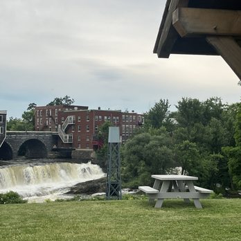 AMERICAN FLATBREAD - Updated October 2025 - 106 Photos & 149 Reviews ...