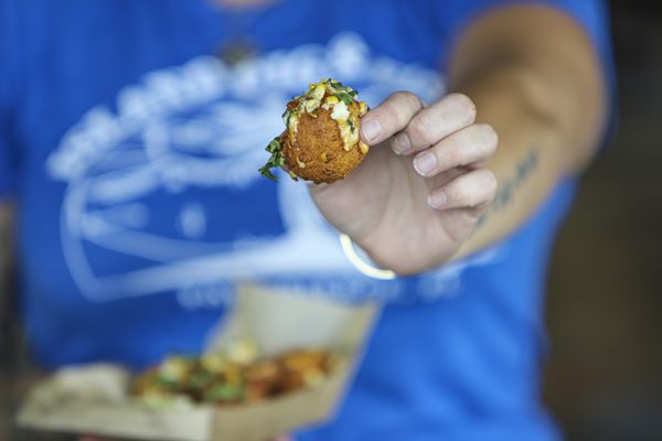 ISLAND PIG AND FISH - BBQ AND FRESH SEAFOOD - Updated December 2025 ...