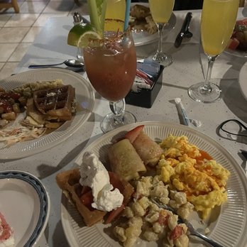 WOLF’S DEN - Updated March 2024 - 51 Photos & 29 Reviews - 617 Wolf St ...