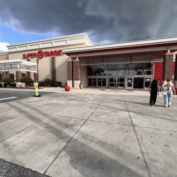 TARGET - Updated December 2025 - 111 Photos & 105 Reviews - 3343 ...