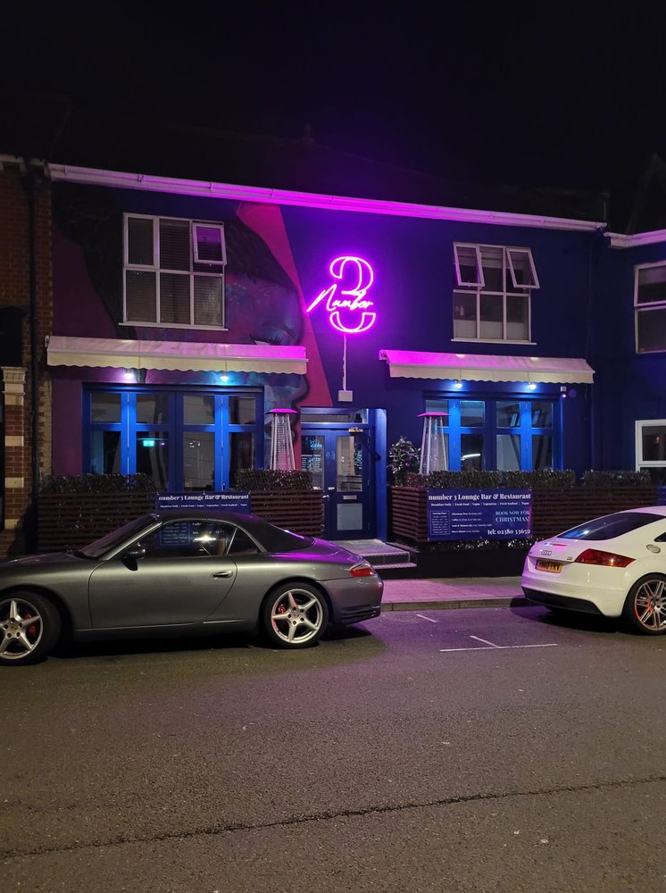 NUMBER 3 - Updated August 2024 - 22 Photos - Bedford Place, Southampton ...