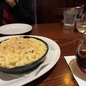 CAST IRON GRILL AND BAR - Updated May 2024 - 611 Photos & 830 Reviews ...