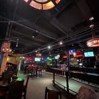 THE LANSDOWNE PUB - Updated August 2025 - 169 Photos & 460 Reviews - 9 ...