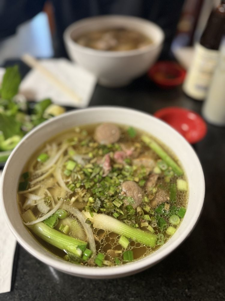 PHO SAIGON - Updated October 2025 - 321 Photos & 520 Reviews - 25632 ...