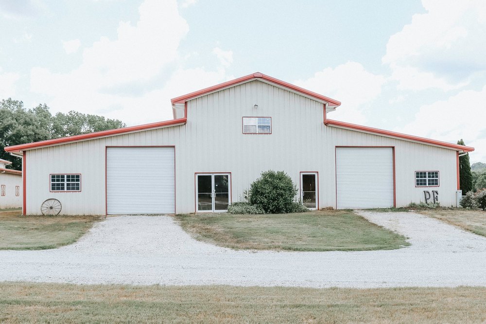 BLUE SPRINGS FARM - Updated October 2025 - 15 Photos - 9533 Old ...