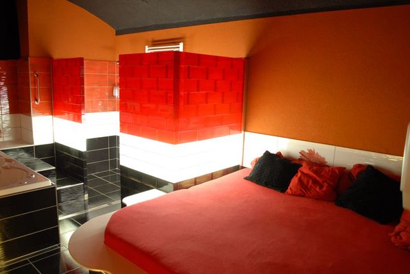 SWEET PARADISE - Updated October 2025 - 10 Photos - Slezská 75, Praha ...