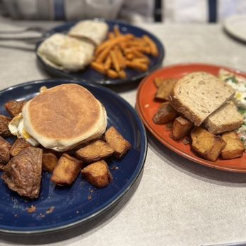 THE PARAMOUNT - Updated August 2025 - 1151 Photos & 1810 Reviews - 44 ...