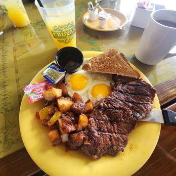 IGGIES OASIS RESTAURANT - Updated April 2025 - 200 Photos & 182 Reviews ...