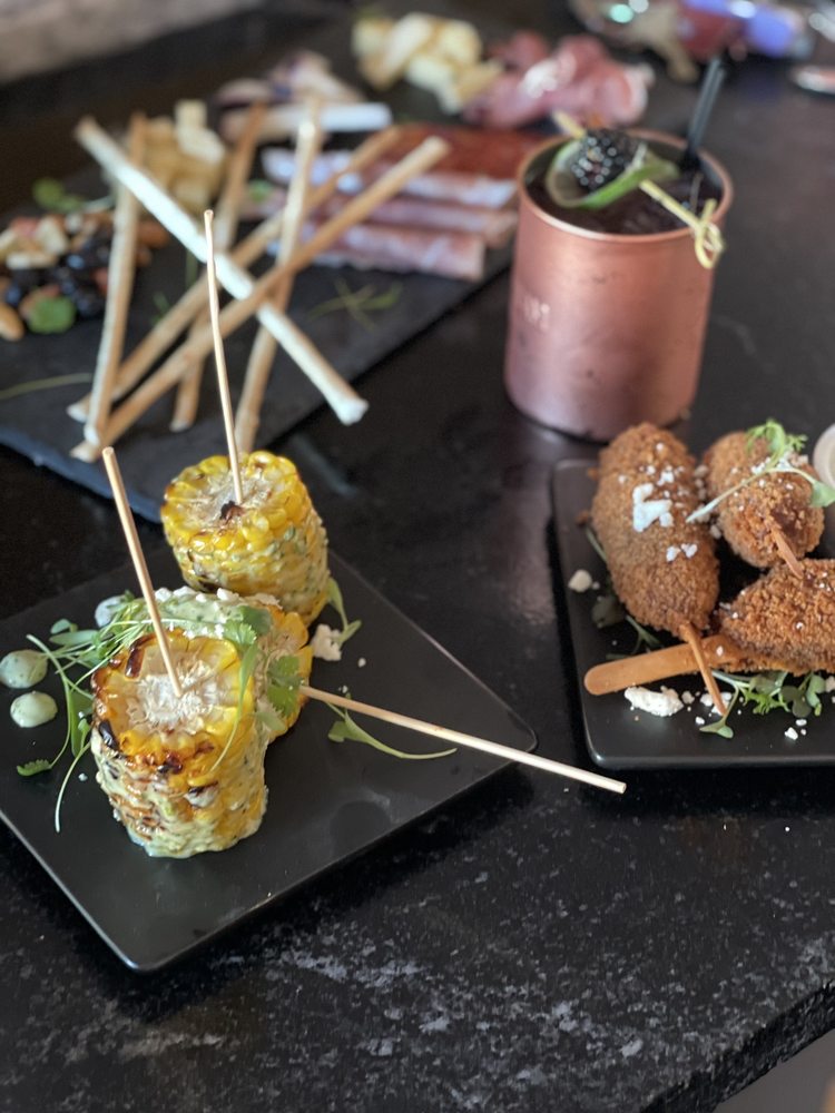 THE FUNKY MONKEY - 42 Photos & 25 Reviews - Tapas Bars - 411 N Donnelly ...