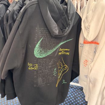 NIKE BOSTON - Updated December 2025 - 61 Photos & 93 Reviews - 200 ...