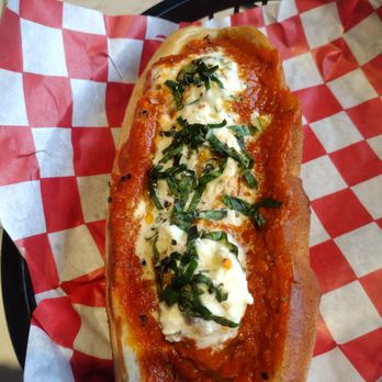 CHOWDERHEAD - Updated October 2025 - 110 Photos & 124 Reviews - 825 N ...