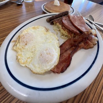 IHOP - Updated May 2026 - 130 Photos & 155 Reviews - 3730 Quebec St ...