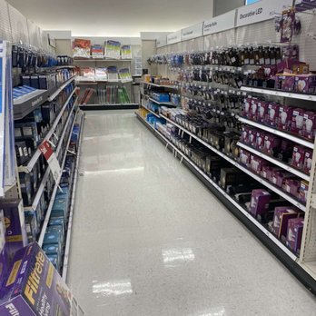 TARGET - Updated January 2026 - 36 Photos & 61 Reviews - 7601 Kingery ...