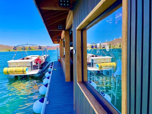 ROADRUNNER RESORT FLOATING DOCK BAR - Updated June 2024 - 23 Photos ...