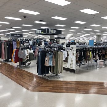 WINNERS & HOMESENSE - Updated December 2025 - 60 Photos & 31 Reviews ...