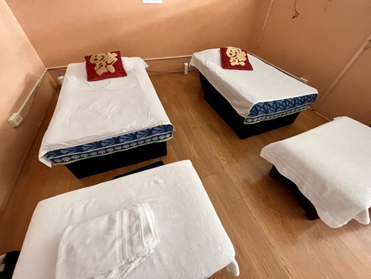 JIA FOOT SPA - Updated October 2025 - 27 Reviews - 683 North Wolf Rd ...