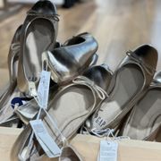 GAP Updated February 2025 62 Photos 58 Reviews 2159 Chestnut St San Francisco California Men s Clothing Phone Number Yelp