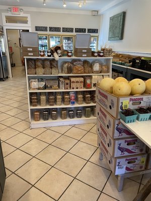 DOUBLE L MARKET - Updated October 2025 - 45 Photos & 29 Reviews - 730 Post Rd E, Westport ...