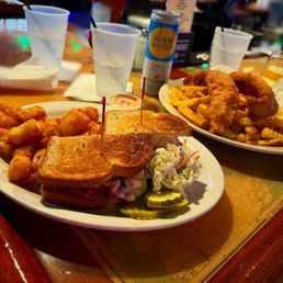 BRINY IRISH PUB - Updated March 2025 - 366 Photos & 369 Reviews - 3440 ...