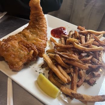 FINS OYSTER BAR & GRILL - Updated January 2026 - 12 Photos & 17 Reviews ...