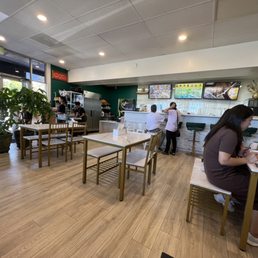 D-D DELIGHT RESTAURANT - Updated December 2025 - 3300 Photos & 1232 ...