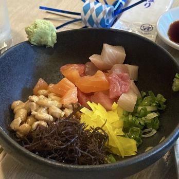 RINKA - Updated October 2025 - 3516 Photos & 580 Reviews - 1001 Queen ...