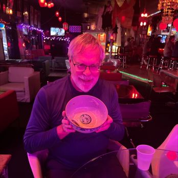 COSMO’S BAR & LOUNGE - Updated June 2024 - 143 Photos & 247 Reviews ...