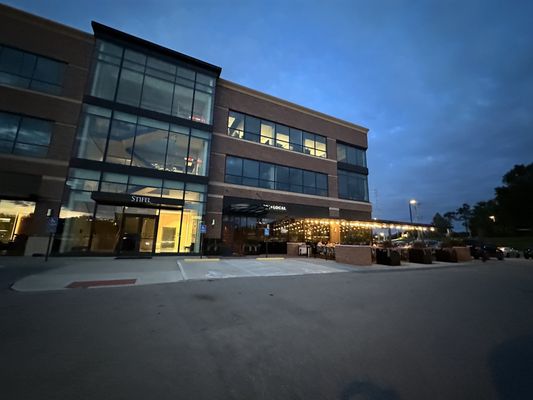 801 LOCAL - Updated October 2025 - 235 Photos & 118 Reviews - 2021 ...