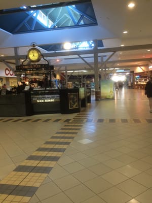 WOOLSTORES SHOPPING CENTRE - Updated September 2025 - 28 Cantonment St ...