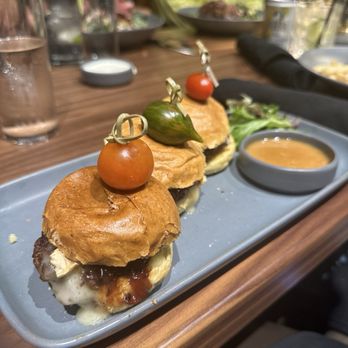 22FIFTEEN KITCHEN & COCKTAILS - Updated July 2025 - 68 Photos & 38 ...