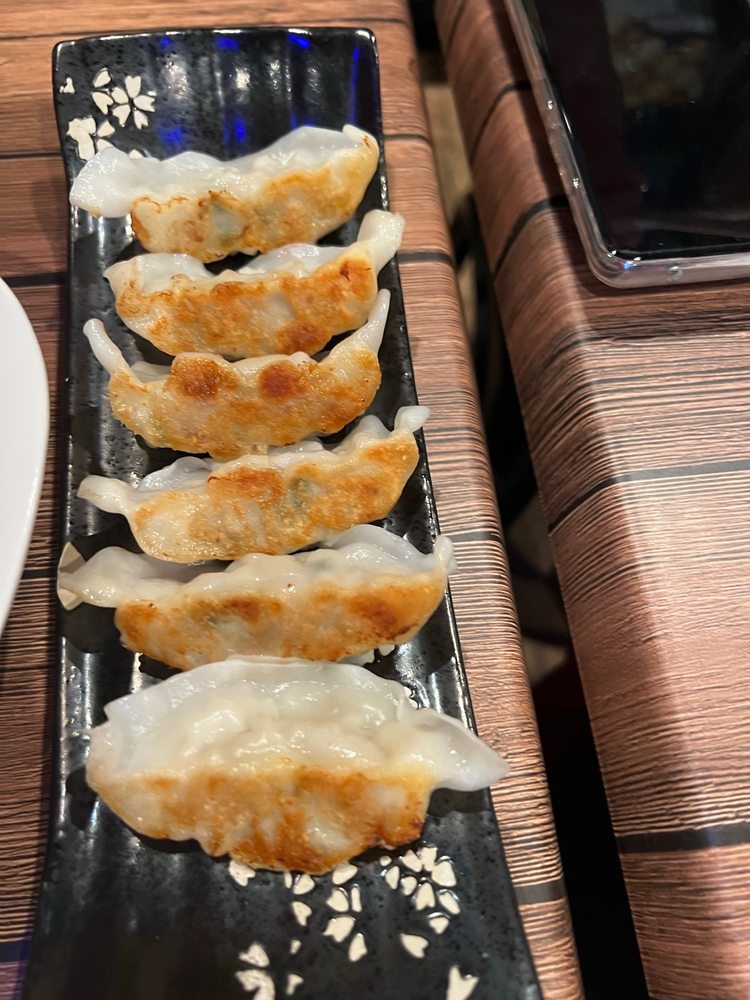 SHIRO KITCHEN AND ASIAN MARKET - Updated September 2025 - 27 Photos ...