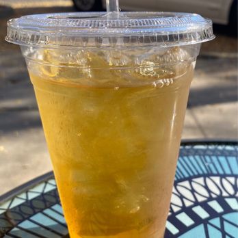 THE FIG TREE COFFEE, ART, & MUSIC LOUNGE - Updated September 2024 - 331 ...