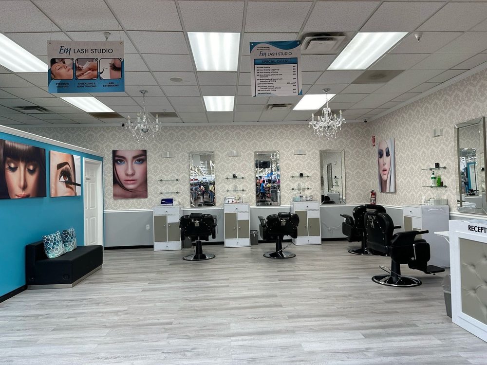 EM LASH STUDIO - Updated March 2025 - 2101 Gateway Center Dr, Belvidere ...