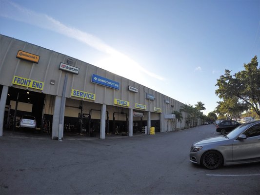 ACE TIRE - Updated June 2024 - 11 Photos & 49 Reviews - 5975 NW 82nd ...