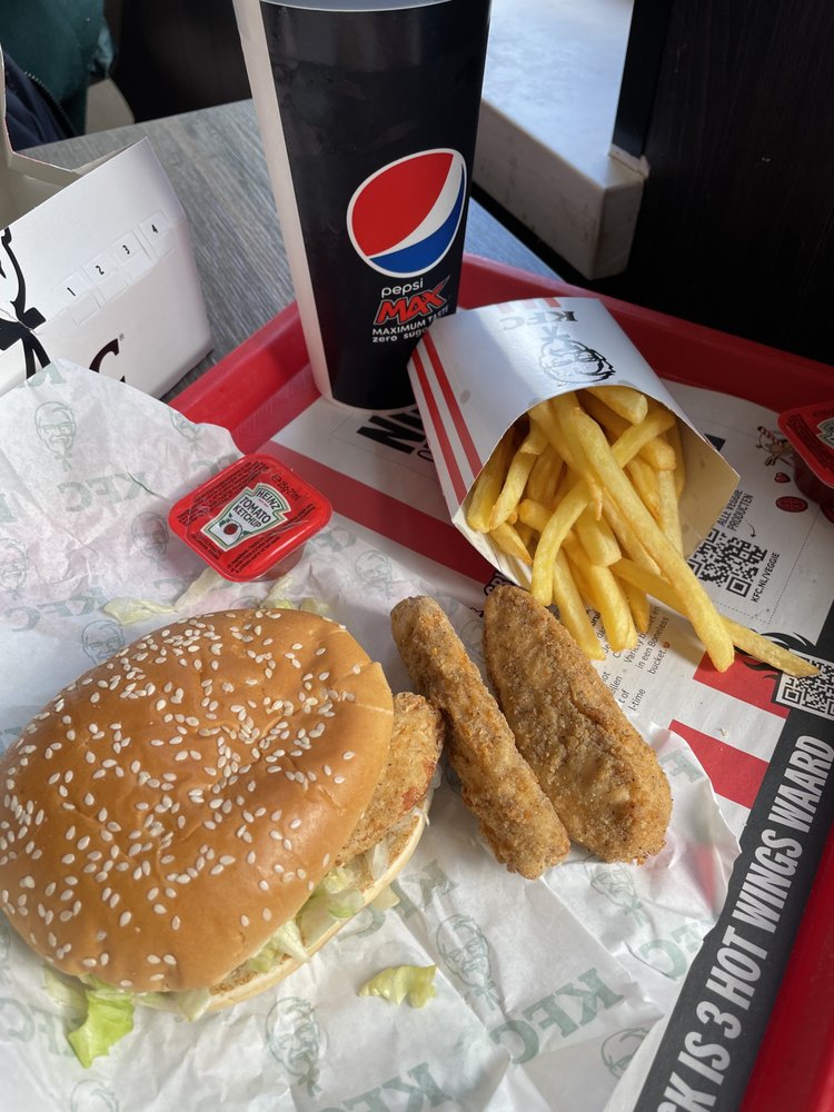 KFC - Updated December 2025 - 12 Photos & 12 Reviews - Damrak 87-88 ...