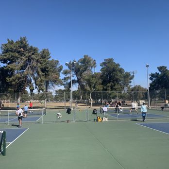 ROADRUNNER PARK - Updated October 2025 - 69 Photos & 31 Reviews - 3502 ...