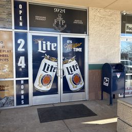 FLOWING TIDE PUB 10 - Updated July 2025 - 93 Photos & 62 Reviews - 9716 ...