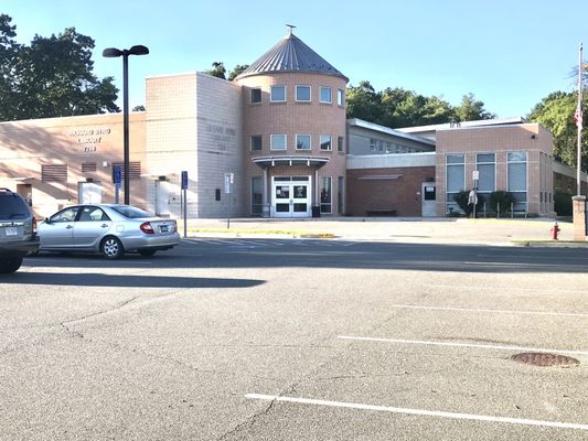 RICHARD BYRD LIBRARY - Updated December 2025 - 16 Photos & 15 Reviews ...