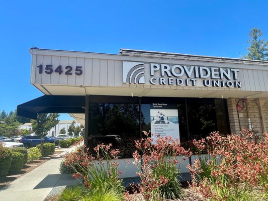 PROVIDENT CREDIT UNION - Updated December 2025 - 24 Photos & 115 ...