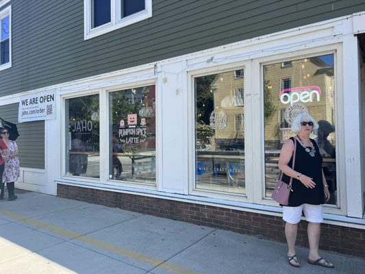 JAHO COFFEE ROASTER & WINE BAR - Updated August 2024 - 24 Photos & 11 ...