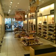 BODEGA - 121 Photos & 252 Reviews - 6 Clearway St, Boston ...