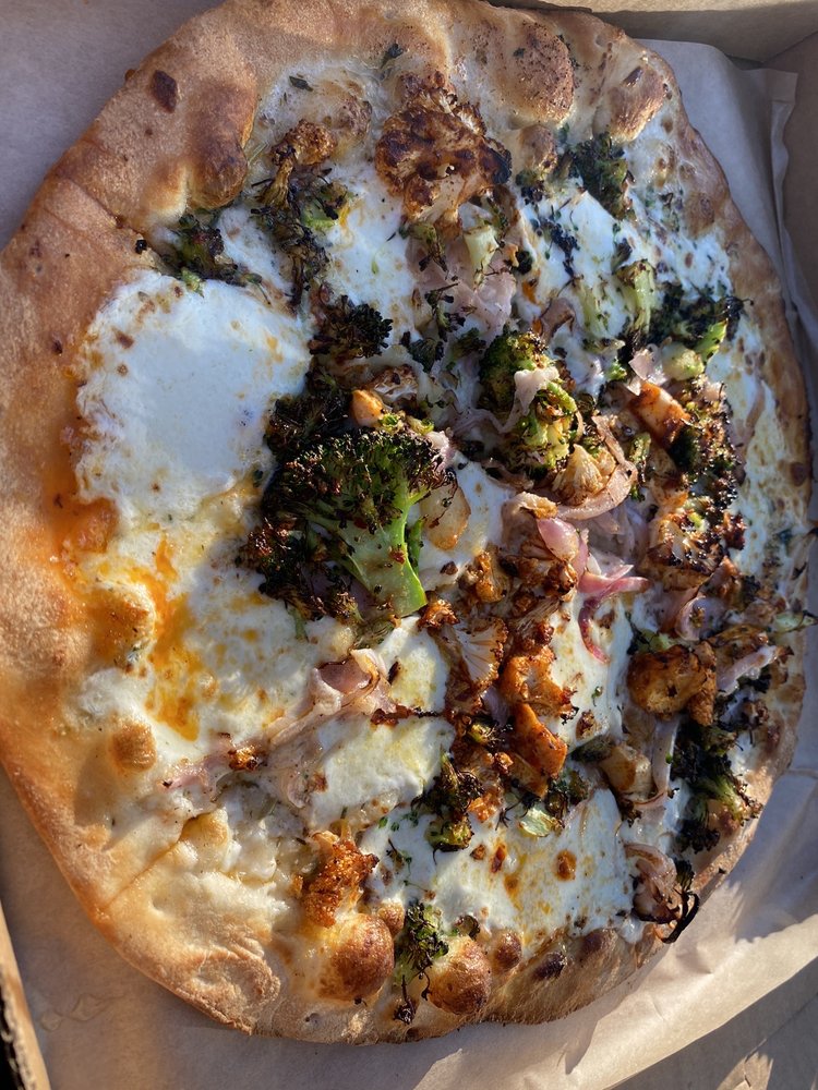 SNAP CUSTOM PIZZA - 39 Photos & 71 Reviews - 1125 Lancaster Ave, Bryn ...