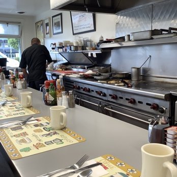 LIGHTHOUSE CAFE - Updated August 2024 - 647 Photos & 825 Reviews - 1311 ...