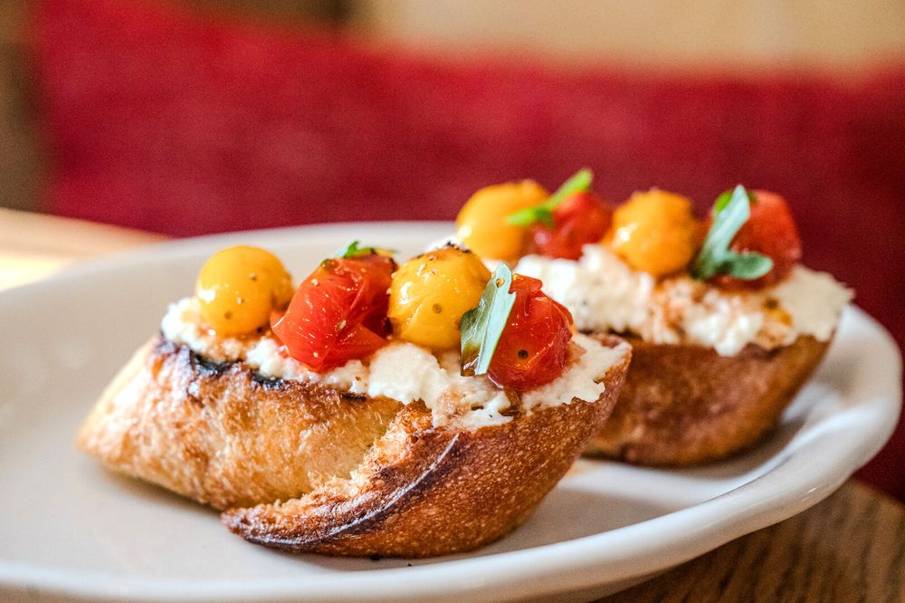 BAR ‘CINO - Updated July 2025 - 54 Photos & 37 Reviews - 569 High St ...