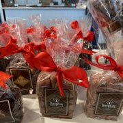 HAMPTON CHOCOLATE FACTORY - 248 Photos & 53 Reviews - 615 Channelside ...