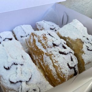 PAALAA KAI BAKERY - 2365 Photos & 1016 Reviews - Bakeries - 66-945 ...